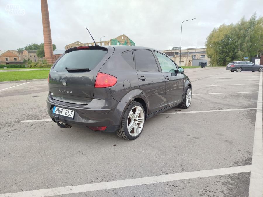 SEAT Altea 2005 Šauļi, ar dzinēja tilpumu 2.00 L un nobraukumu 317 tūkst. km par 1150 €, foto 4 vietnē AUTOMOTO.COM.LV