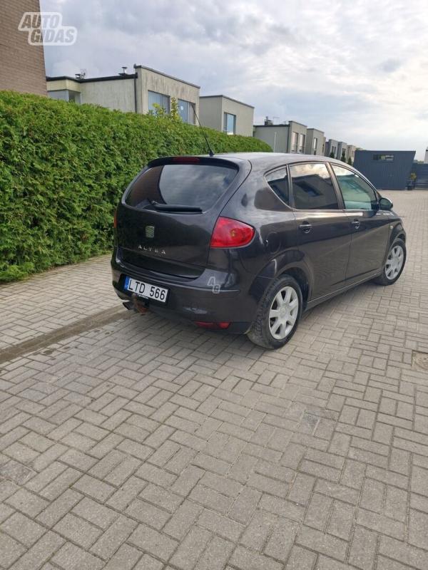 SEAT Altea 2005 in Kaunas, with an engine capacity of 1.90 L and mileage of 363 thousand km for 1200 €, photo 4 on AUTOMOTO.COM.LV