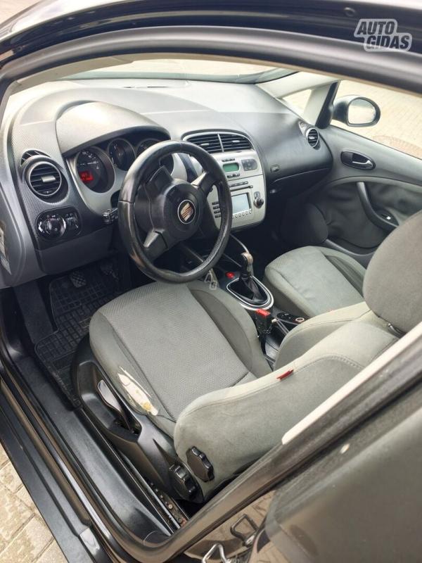 SEAT Altea 2005 in Kaunas, with an engine capacity of 1.90 L and mileage of 363 thousand km for 1200 €, photo 5 on AUTOMOTO.COM.LV