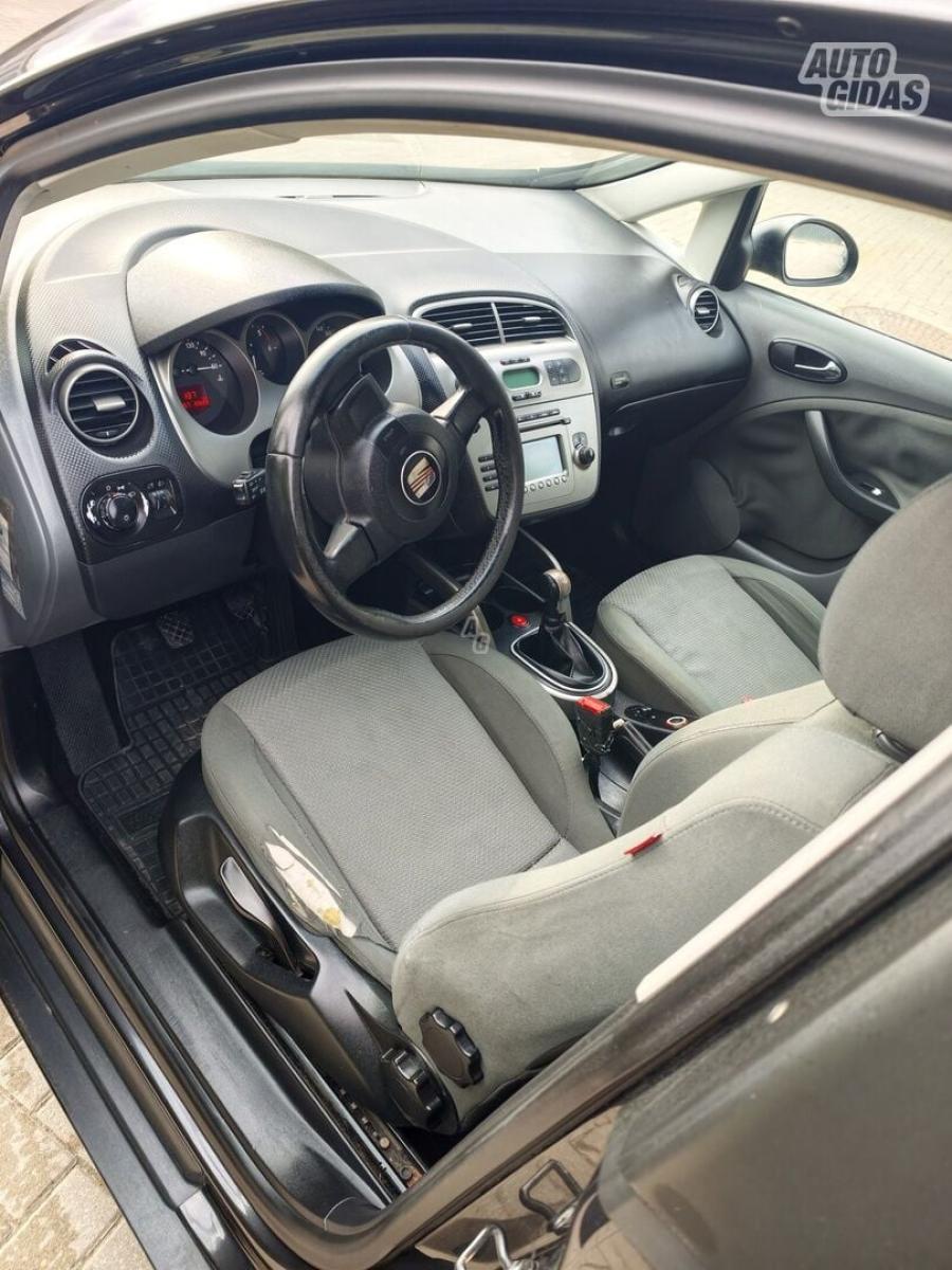 SEAT Altea 2005 in Kaunas, with an engine capacity of 1.90 L and mileage of 363 thousand km for 1200 €, photo 5 on AUTOMOTO.COM.LV