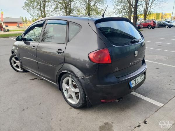 SEAT Altea 2006 in Siauliai, with an engine capacity of 2.00 L and mileage of 260 thousand km for 1250 €, photo 4 on AUTOMOTO.COM.LV