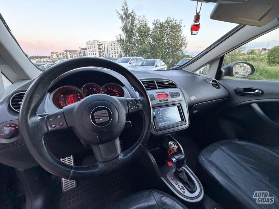 SEAT Altea 2006 in Vilnius, with an engine capacity of 1.90 L and mileage of 335 thousand km for 2000 €, photo 9 on AUTOMOTO.COM.LV