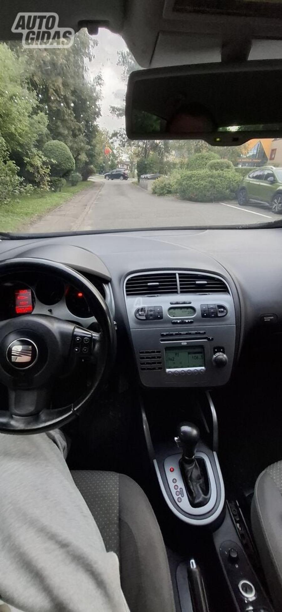 SEAT Altea 2006 Klaipėda, ar dzinēja tilpumu 2.00 L un nobraukumu 330 tūkst. km par 1300 €, foto 9 vietnē AUTOMOTO.COM.LV