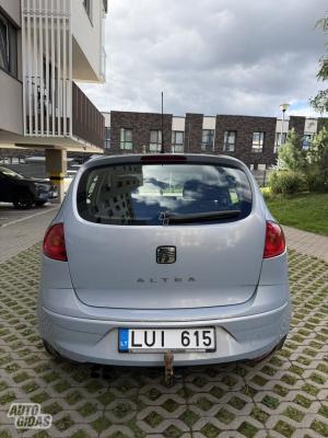 SEAT Altea 2006 in Vilnius, with an engine capacity of 2.00 L and mileage of 247 thousand km for 1000 €, photo 7 on AUTOMOTO.COM.LV