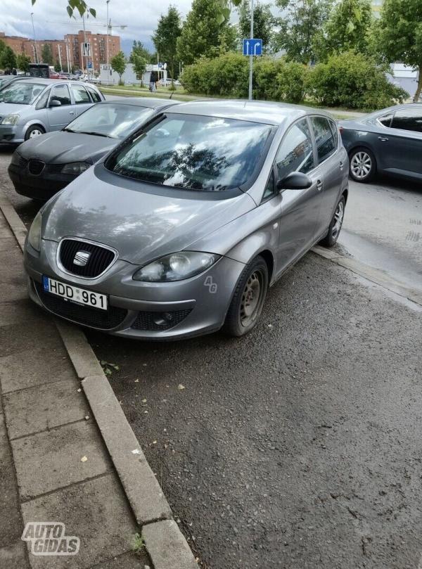 SEAT Altea 2007 Viļņa, ar dzinēja tilpumu 1.90 L un nobraukumu 290 tūkst. km par 500 €, foto 4 vietnē AUTOMOTO.COM.LV