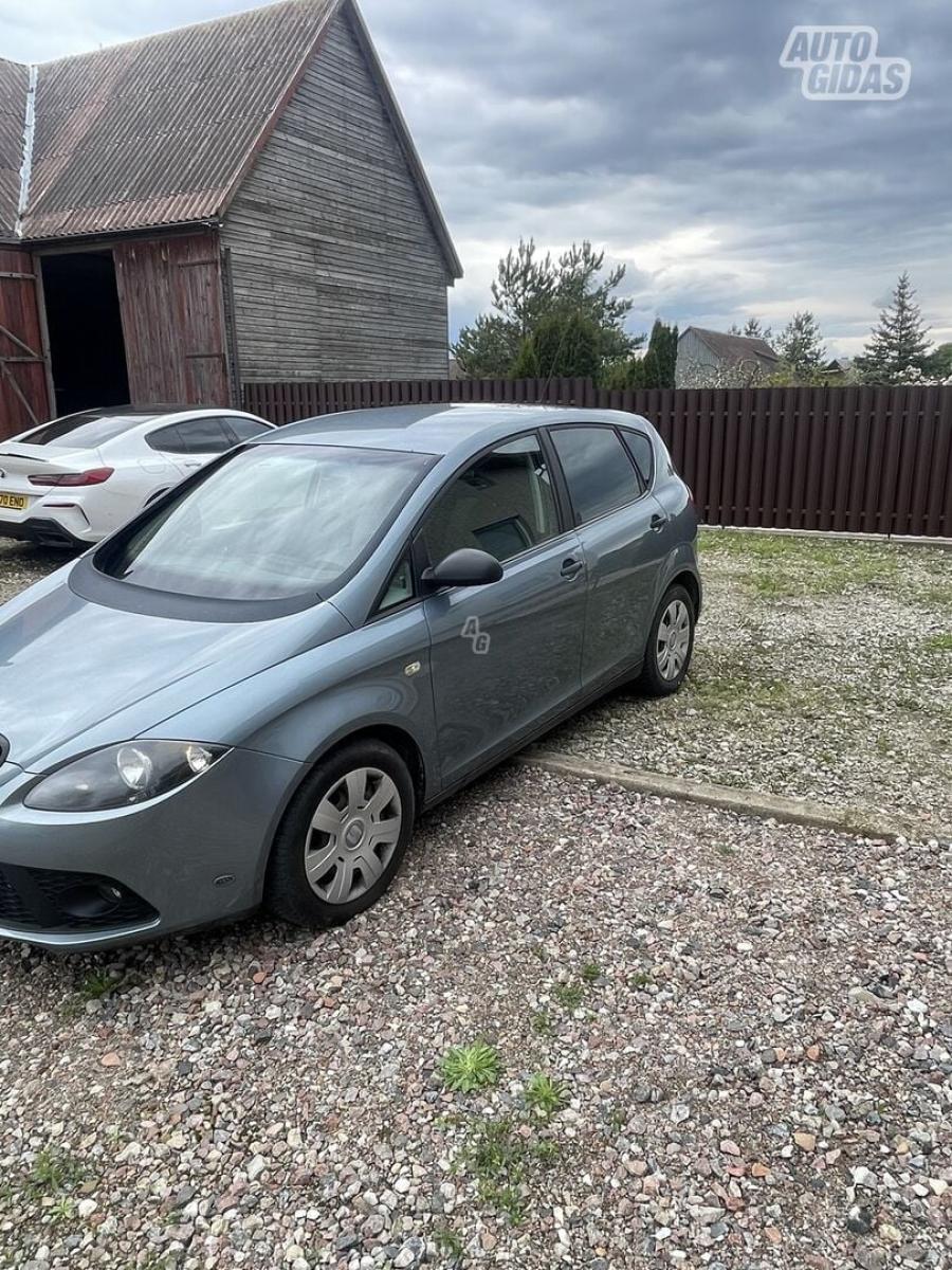 SEAT Altea 2007 in Marijampole, with an engine capacity of 1.90 L and mileage of 309 thousand km for 800 €, photo 1 on AUTOMOTO.COM.LV