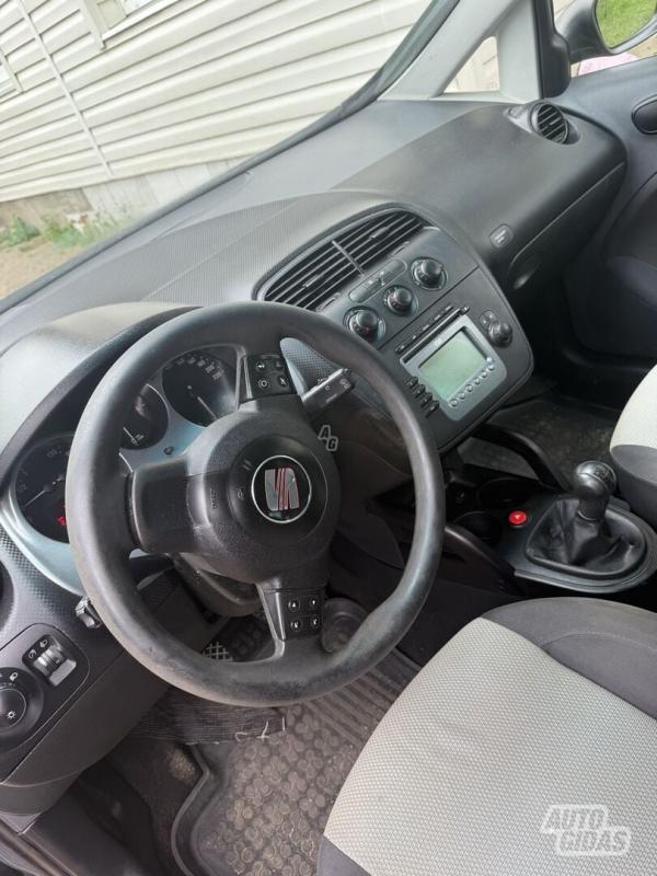 SEAT Altea 2007 Kauņa, ar dzinēja tilpumu 1.90 L un nobraukumu 219 tūkst. km par 1800 €, foto 8 vietnē AUTOMOTO.COM.LV