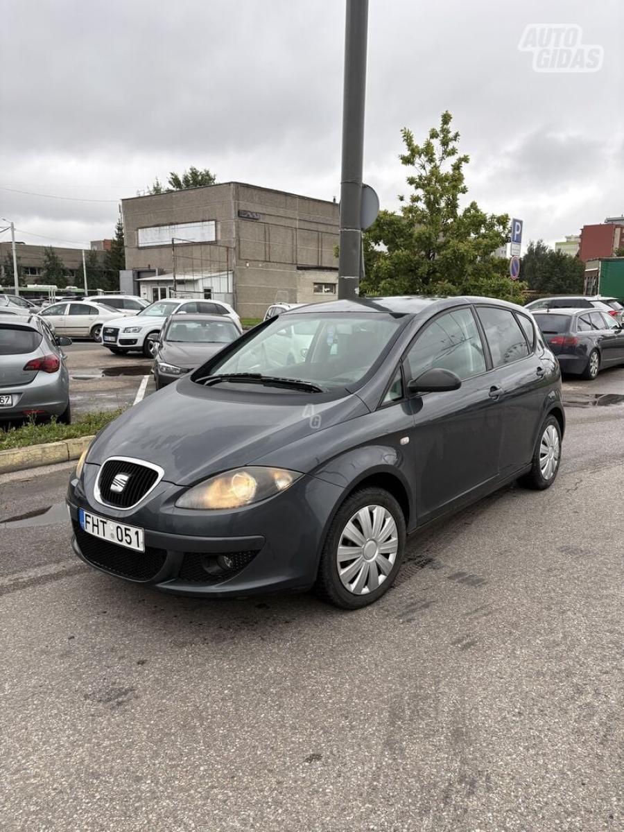 SEAT Altea 2007 Kauņa, ar dzinēja tilpumu 1.90 L un nobraukumu 390 tūkst. km par 1100 €, foto 1 vietnē AUTOMOTO.COM.LV