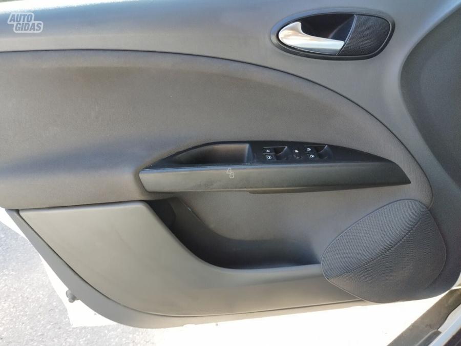 SEAT Altea 2010 Ukmergė, ar dzinēja tilpumu 1.60 L un nobraukumu 237 tūkst. km par 2700 €, foto 8 vietnē AUTOMOTO.COM.LV