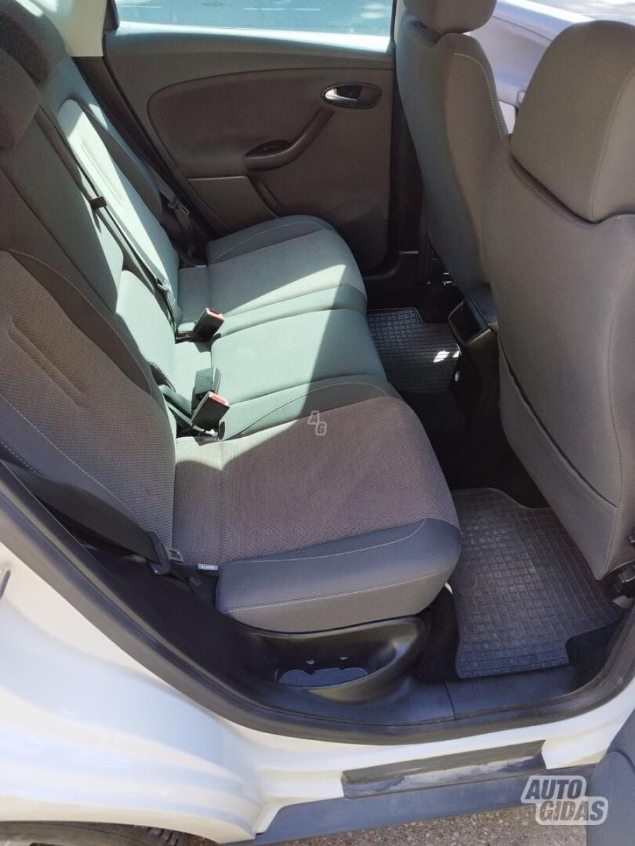 SEAT Altea 2010 Ukmergė, ar dzinēja tilpumu 1.60 L un nobraukumu 237 tūkst. km par 2700 €, foto 20 vietnē AUTOMOTO.COM.LV
