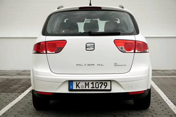 SEAT Altea 2012 in Riga, with an engine capacity of 1.60 L and mileage of 193 thousand km for 4600 €, photo 8 on AUTOMOTO.COM.LV