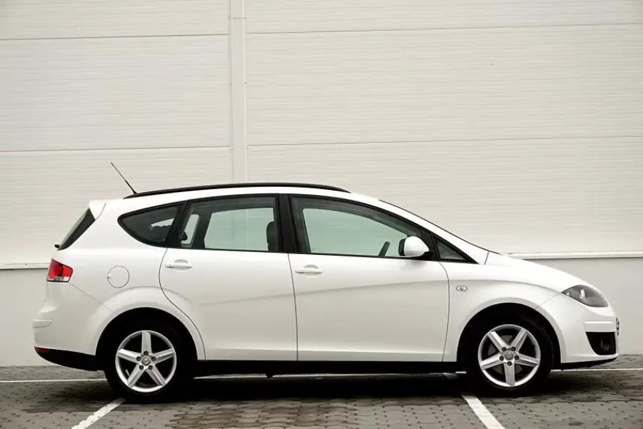 SEAT Altea 2012 in Riga, with an engine capacity of 1.60 L and mileage of 193 thousand km for 4600 €, photo 12 on AUTOMOTO.COM.LV