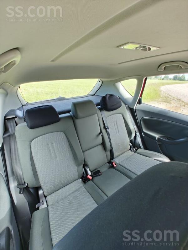 Sarkans SEAT Altea 2004 Dobele, ar dzinēja tilpumu 1.90 L un nobraukumu 297 tūkst. km par 1700 €, foto 5 vietnē AUTOMOTO.COM.LV