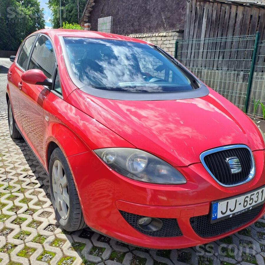 Red SEAT Altea 2004 in Dobele, with an engine capacity of 1.90 L and mileage of 356 thousand km for 1700 €, photo 1 on AUTOMOTO.COM.LV