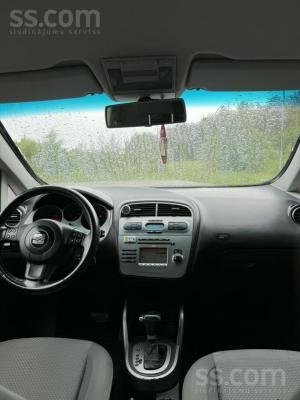 Red SEAT Altea 2005 in Riga, with an engine capacity of 2.00 L and mileage of 340 thousand km for 1500 €, photo 7 on AUTOMOTO.COM.LV
