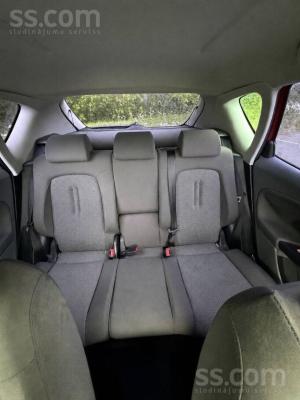 Red SEAT Altea 2005 in Riga, with an engine capacity of 2.00 L and mileage of 340 thousand km for 1500 €, photo 9 on AUTOMOTO.COM.LV