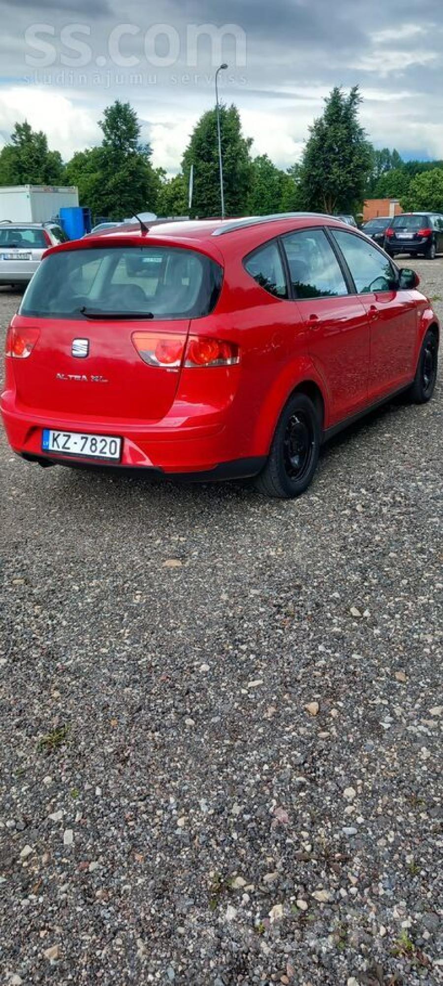 Red SEAT Altea 2007 in Cesis, with an engine capacity of 1.90 L and mileage of 280 thousand km for 1990 €, photo 5 on AUTOMOTO.COM.LV