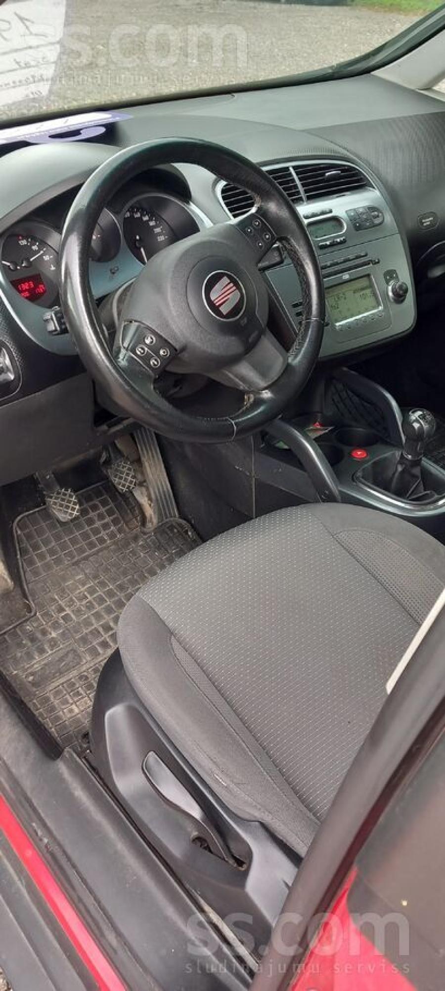 Red SEAT Altea 2007 in Cesis, with an engine capacity of 1.90 L and mileage of 280 thousand km for 1990 €, photo 7 on AUTOMOTO.COM.LV