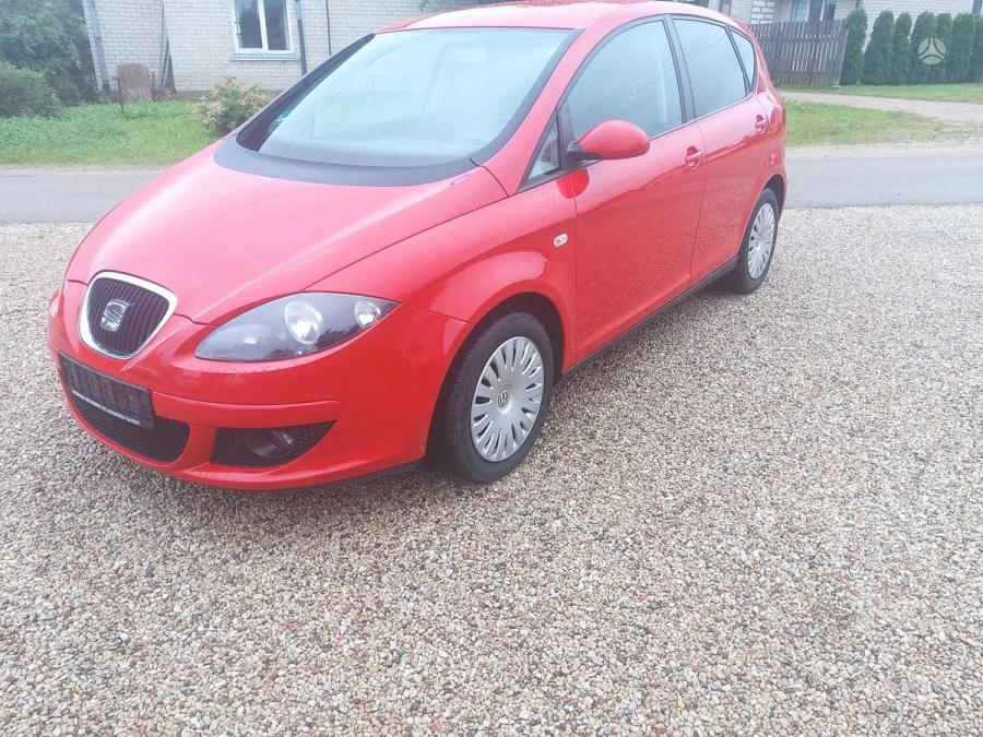 Sarkans SEAT Altea 2008 Rokiškis, ar dzinēja tilpumu 1.60 L un nobraukumu 176 tūkst. km par 2400 €, foto 4 vietnē AUTOMOTO.COM.LV