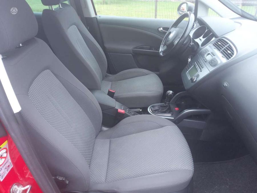 Sarkans SEAT Altea 2008 Rokiškis, ar dzinēja tilpumu 1.60 L un nobraukumu 176 tūkst. km par 2400 €, foto 6 vietnē AUTOMOTO.COM.LV