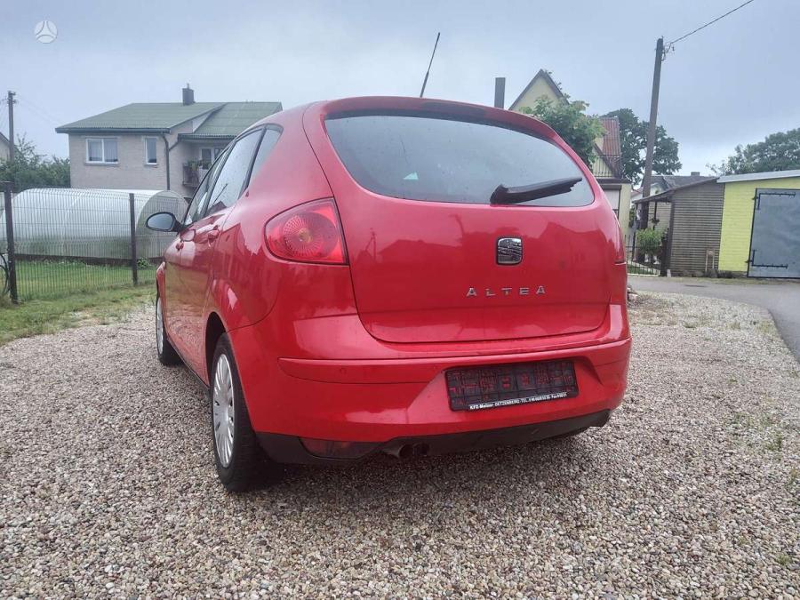 Sarkans SEAT Altea 2008 Rokiškis, ar dzinēja tilpumu 1.60 L un nobraukumu 176 tūkst. km par 2400 €, foto 9 vietnē AUTOMOTO.COM.LV