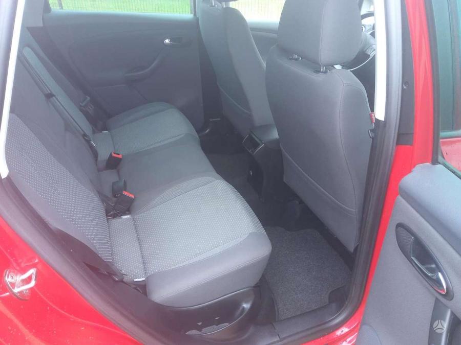 Sarkans SEAT Altea 2008 Rokiškis, ar dzinēja tilpumu 1.60 L un nobraukumu 176 tūkst. km par 2400 €, foto 15 vietnē AUTOMOTO.COM.LV