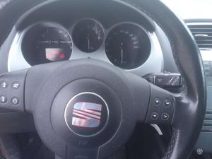 Sarkans SEAT Altea 2008 Rokiškis, ar dzinēja tilpumu 1.60 L un nobraukumu 176 tūkst. km par 2400 €, foto 17 vietnē AUTOMOTO.COM.LV