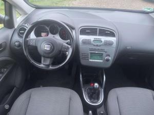 Sarkans SEAT Altea 2008 Rokiškis, ar dzinēja tilpumu 1.60 L un nobraukumu 176 tūkst. km par 2400 €, foto 18 vietnē AUTOMOTO.COM.LV