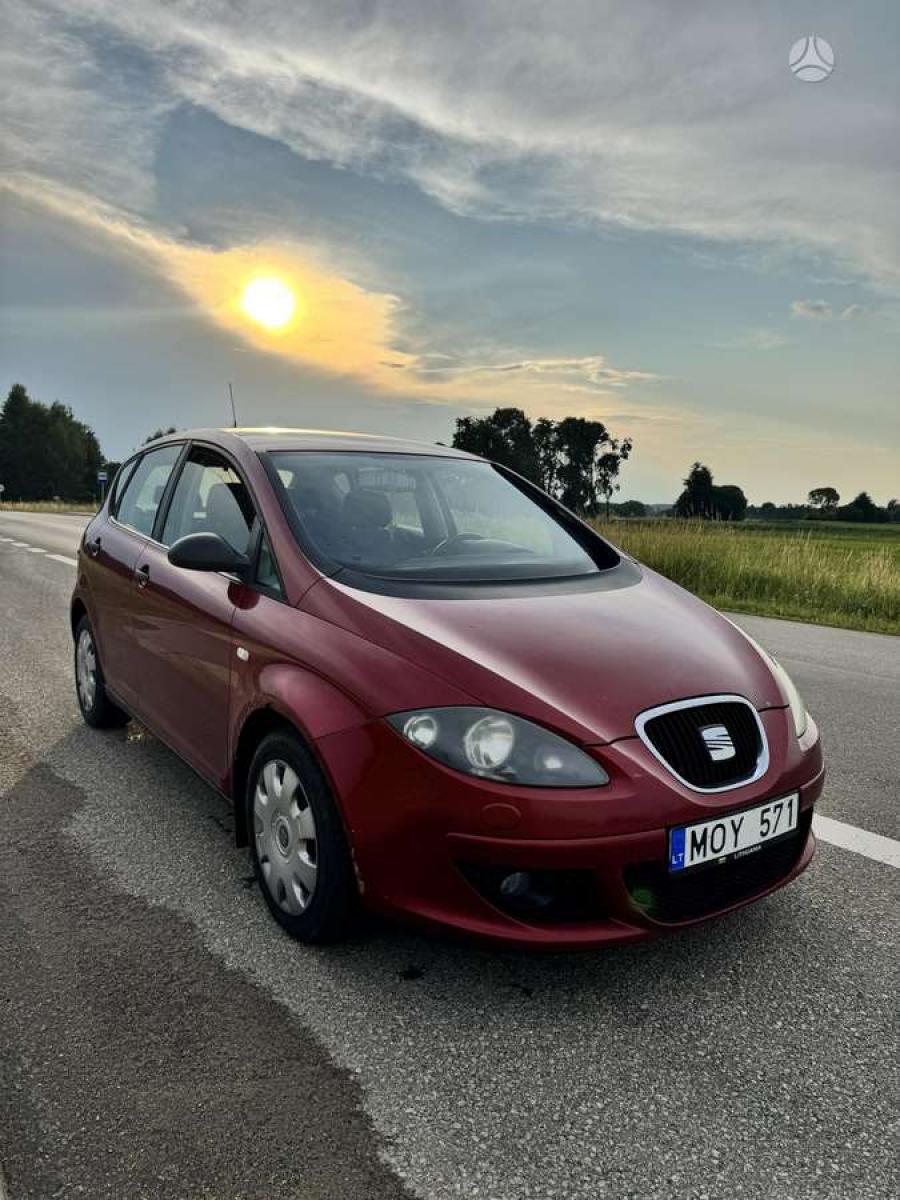 Sarkans SEAT Altea 2009 Viļņa, ar dzinēja tilpumu 1.90 L un nobraukumu 328 tūkst. km par 950 €, foto 1 vietnē AUTOMOTO.COM.LV