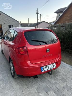 Red SEAT Altea 2006 in Vilnius, with an engine capacity of 2.00 L and mileage of 350 thousand km for 750 €, photo 4 on AUTOMOTO.COM.LV