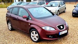 Sarkans SEAT Altea 2006 Cēsis, ar dzinēja tilpumu 2.00 L un nobraukumu 490 tūkst. km par 2100 €, foto  vietnē AUTOMOTO.COM.LV