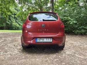 Red SEAT Altea 2006 in Kaunas, with an engine capacity of 1.90 L and mileage of 299 thousand km for 1200 €, photo 9 on AUTOMOTO.COM.LV