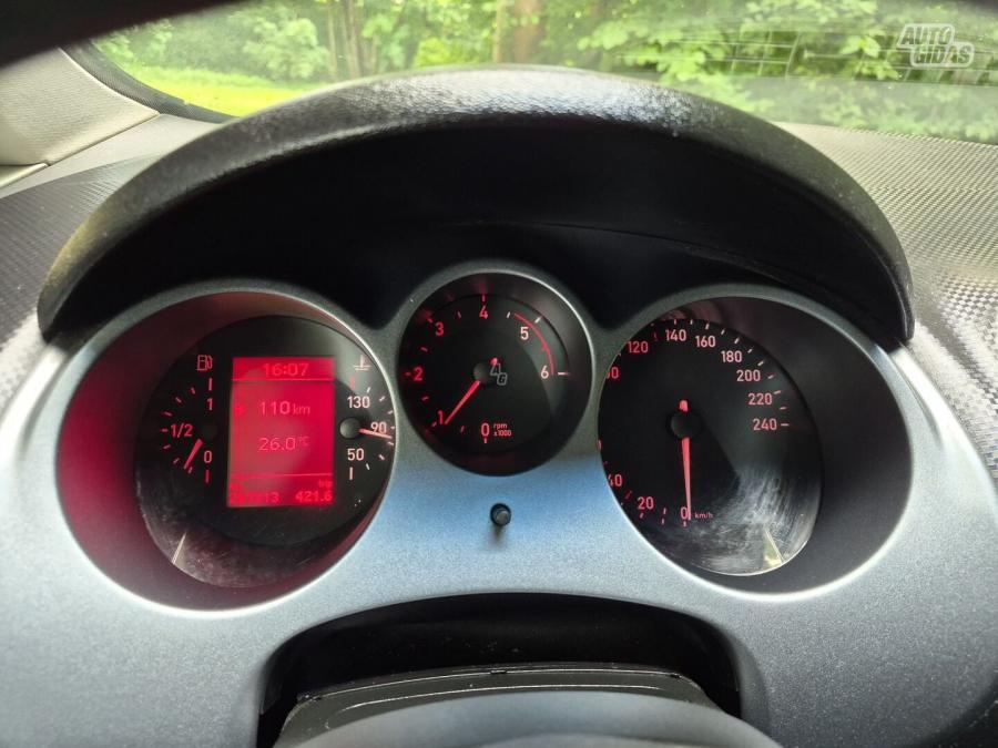 Red SEAT Altea 2006 in Kaunas, with an engine capacity of 1.90 L and mileage of 299 thousand km for 1200 €, photo 14 on AUTOMOTO.COM.LV