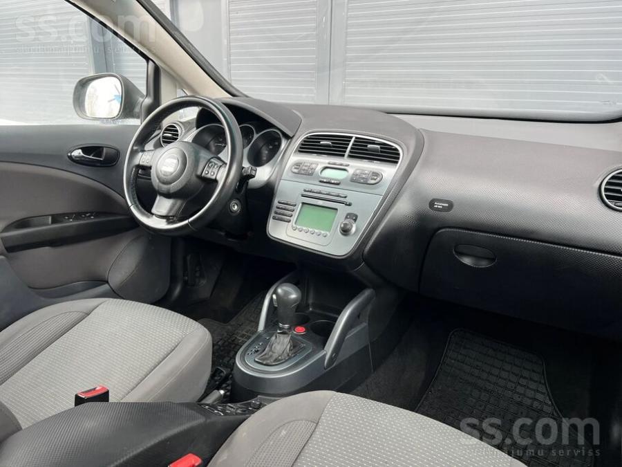 Red SEAT Altea 2007 in Riga, with an engine capacity of 2.00 L and mileage of 0 thousand km for 3900 €, photo 14 on AUTOMOTO.COM.LV