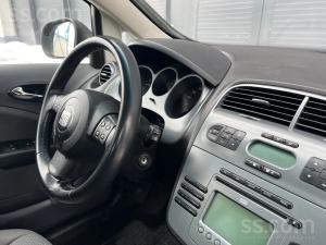 Red SEAT Altea 2007 in Riga, with an engine capacity of 2.00 L and mileage of 0 thousand km for 3900 €, photo 16 on AUTOMOTO.COM.LV