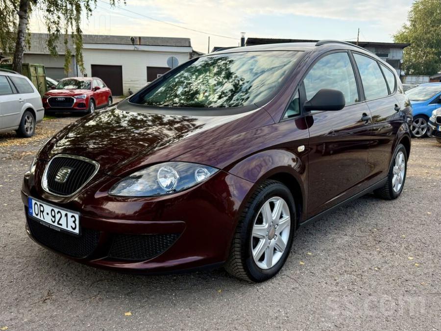 Red SEAT Altea 2007 in Riga, with an engine capacity of 1.90 L and mileage of 0 thousand km for 2650 €, photo 4 on AUTOMOTO.COM.LV