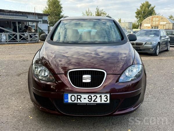 SEAT Altea 2007 Rīga vietnē Sarkans SEAT Altea 2007 Rīga, ar dzinēja tilpumu 1.90 L un nobraukumu 0 tūkst. km par 2650 €, foto 6 vietnē AUTOMOTO.COM.LV