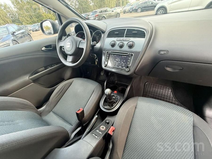 Red SEAT Altea 2007 in Riga, with an engine capacity of 1.90 L and mileage of 0 thousand km for 2650 €, photo 18 on AUTOMOTO.COM.LV