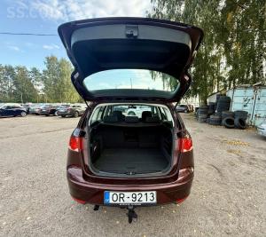 Red SEAT Altea 2007 in Riga, with an engine capacity of 1.90 L and mileage of 0 thousand km for 2650 €, photo 26 on AUTOMOTO.COM.LV