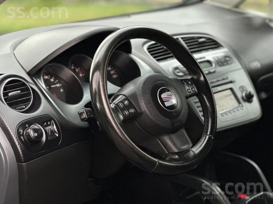 Sarkans SEAT Altea 2007 Jelgava, ar dzinēja tilpumu 1.60 L un nobraukumu 0 tūkst. km par 1850 €, foto 17 vietnē AUTOMOTO.COM.LV