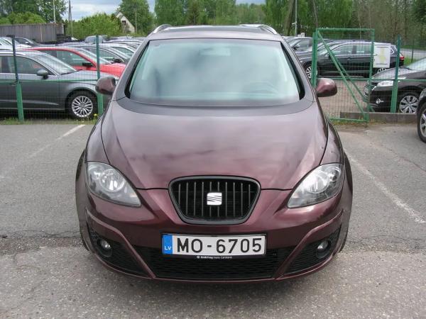 Sarkans SEAT Altea 2010 Sigulda, ar dzinēja tilpumu 2.00 L un nobraukumu 300 tūkst. km par 4350 €, foto 5 vietnē AUTOMOTO.COM.LV