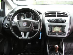 Sarkans SEAT Altea 2010 Sigulda, ar dzinēja tilpumu 2.00 L un nobraukumu 300 tūkst. km par 4350 €, foto 15 vietnē AUTOMOTO.COM.LV