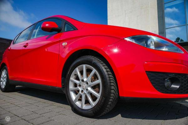 Sarkans SEAT Altea 2012 Marijampole, ar dzinēja tilpumu 1.80 L un nobraukumu 196 tūkst. km par 5350 €, foto 6 vietnē AUTOMOTO.COM.LV