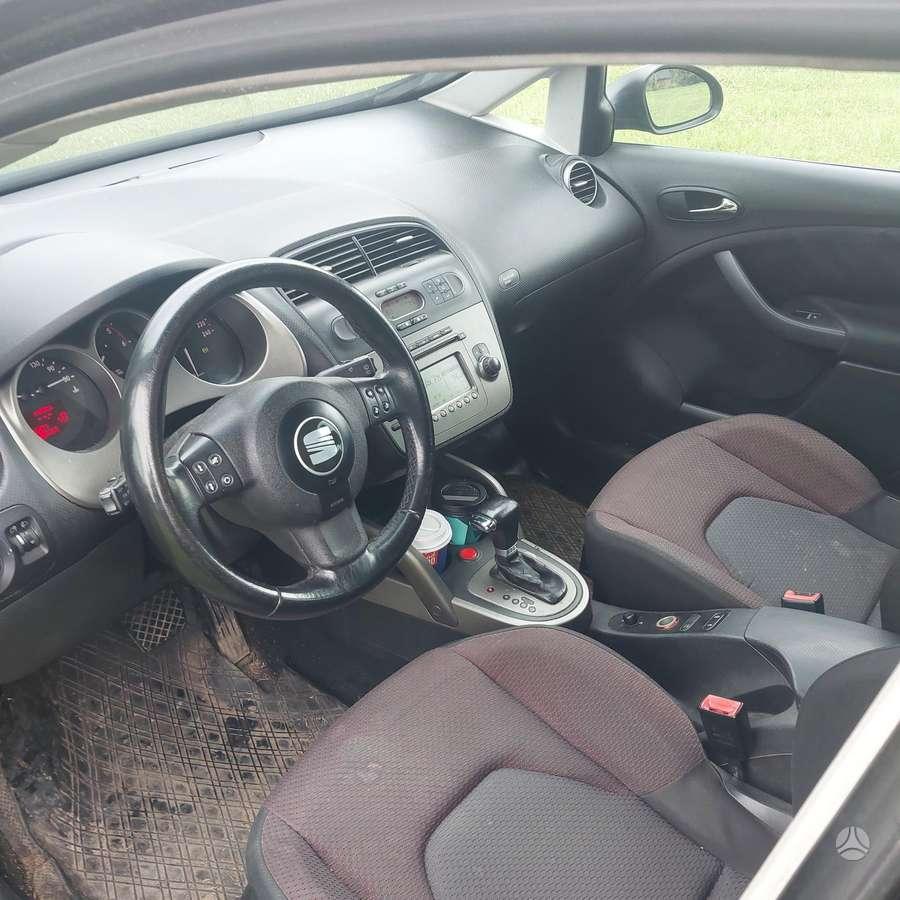 Violet SEAT Altea 2005 in Sirvintos, with an engine capacity of 2.00 L and mileage of 278 thousand km for 1299 €, photo 6 on AUTOMOTO.COM.LV