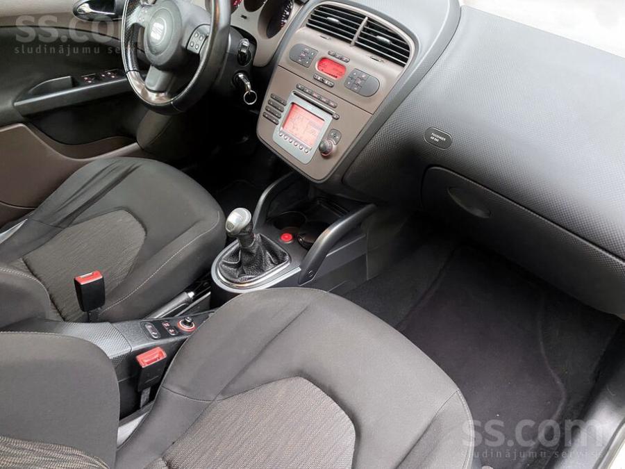 Balts SEAT Altea 2008 Rīga, ar dzinēja tilpumu 2.00 L un nobraukumu 248 tūkst. km par 4800 €, foto 14 vietnē AUTOMOTO.COM.LV