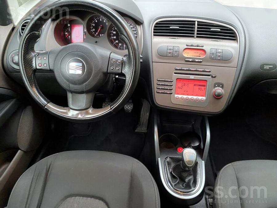 Balts SEAT Altea 2008 Rīga, ar dzinēja tilpumu 2.00 L un nobraukumu 248 tūkst. km par 4800 €, foto 16 vietnē AUTOMOTO.COM.LV