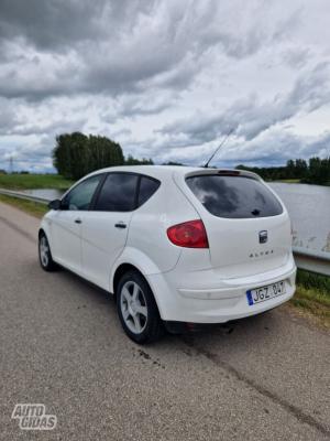 Balts SEAT Altea 2005 Kauņa, ar dzinēja tilpumu 1.90 L un nobraukumu 399 tūkst. km par 1000 €, foto 7 vietnē AUTOMOTO.COM.LV