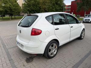 Белый Сеат Алтеа 2005 в Тельшяй, объемом двигателя 1.90 л и пробегом 305 тыс. км за 750 €, фото 5 на AUTOMOTO.COM.LV