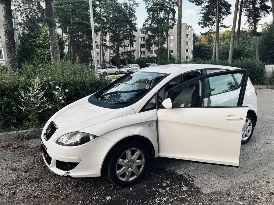 Белый Сеат Алтеа 2008 в Висагинас, объемом двигателя 1.90 л и пробегом 280 тыс. км за 1800 €, фото 6 на AUTOMOTO.COM.LV