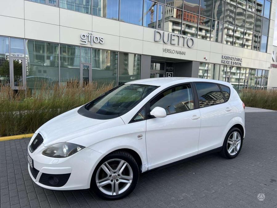White SEAT Altea 2010 in Vilnius, with an engine capacity of 1.40 L and mileage of 200 thousand km for 1250 €, photo 9 on AUTOMOTO.COM.LV